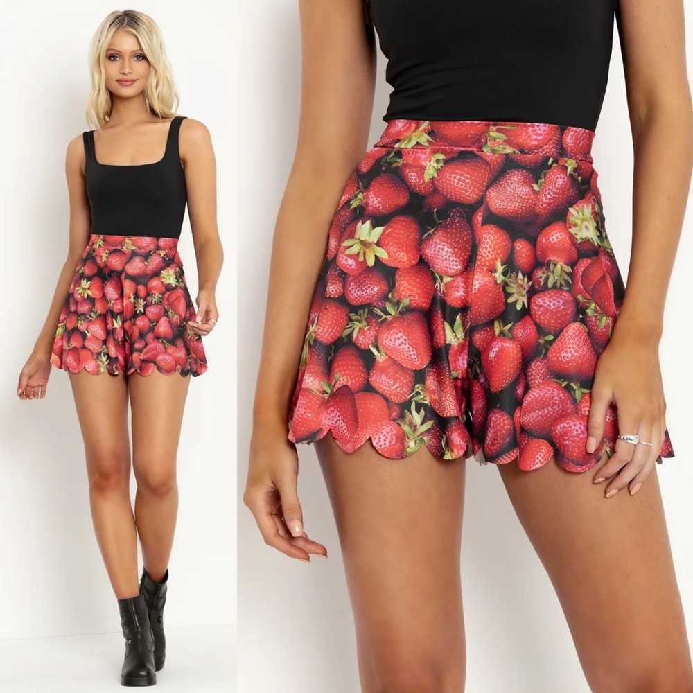 Strawberry Shorties 2.0 Limited Largedesigned And Mad… - Gem